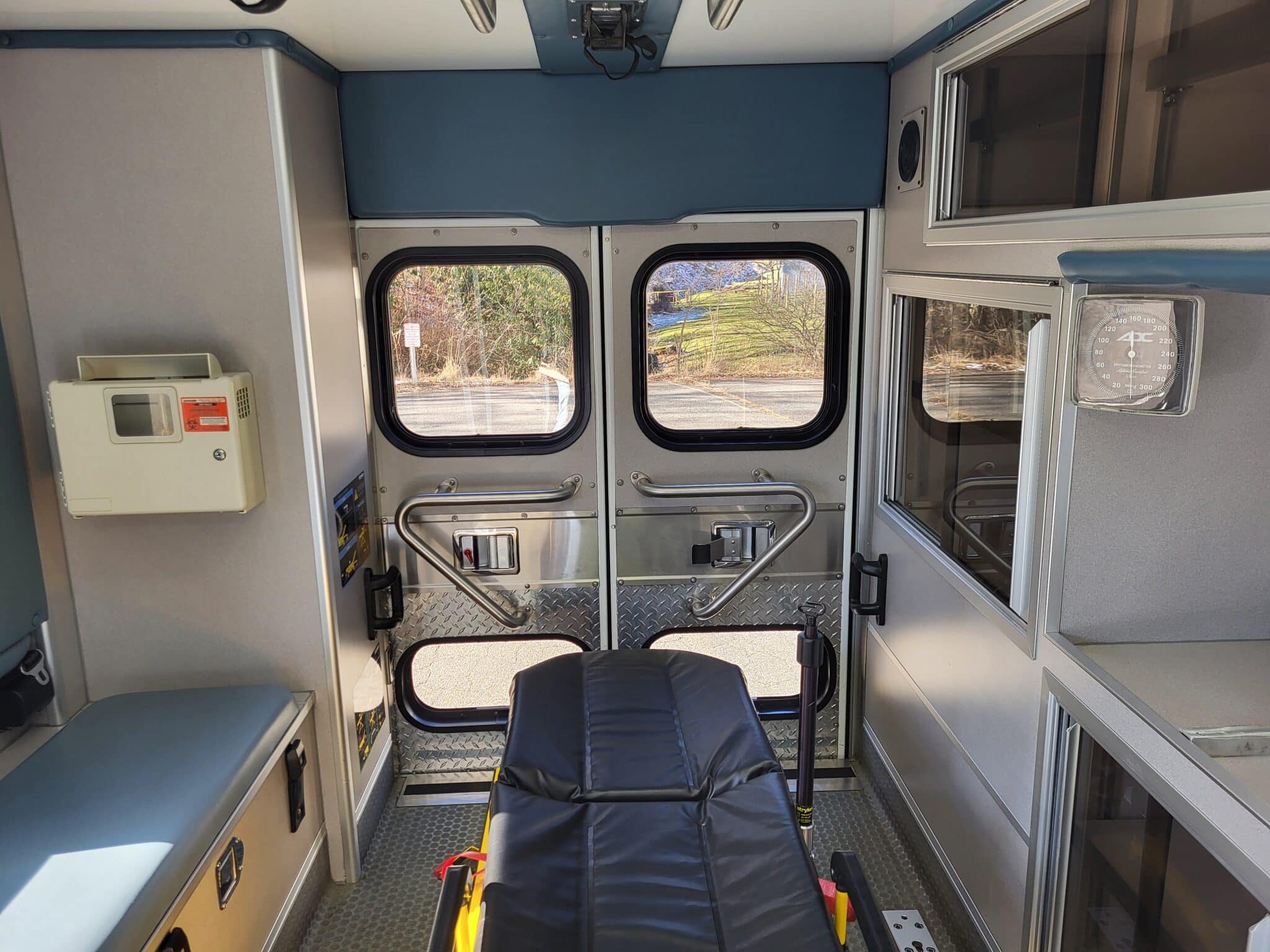 2012 F450 4x4 Med Tech Ambulance With Stryker PowerLOAD And POWER PRO ...
