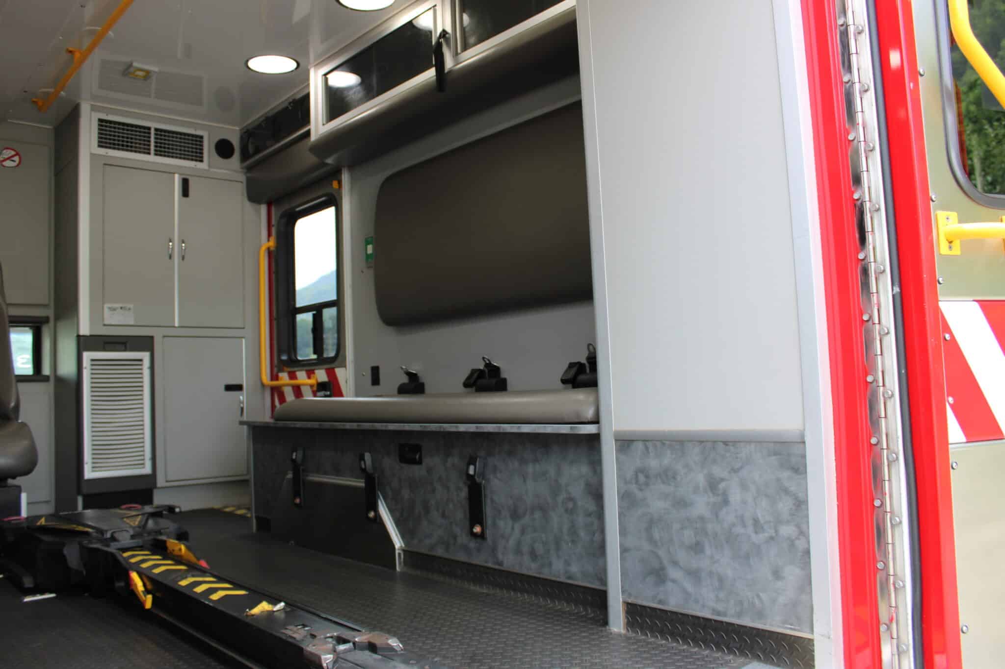 2018 Chevy 3500HD Gas 6.0 Engine Wheeled Coach Ambulance With Stryker ...