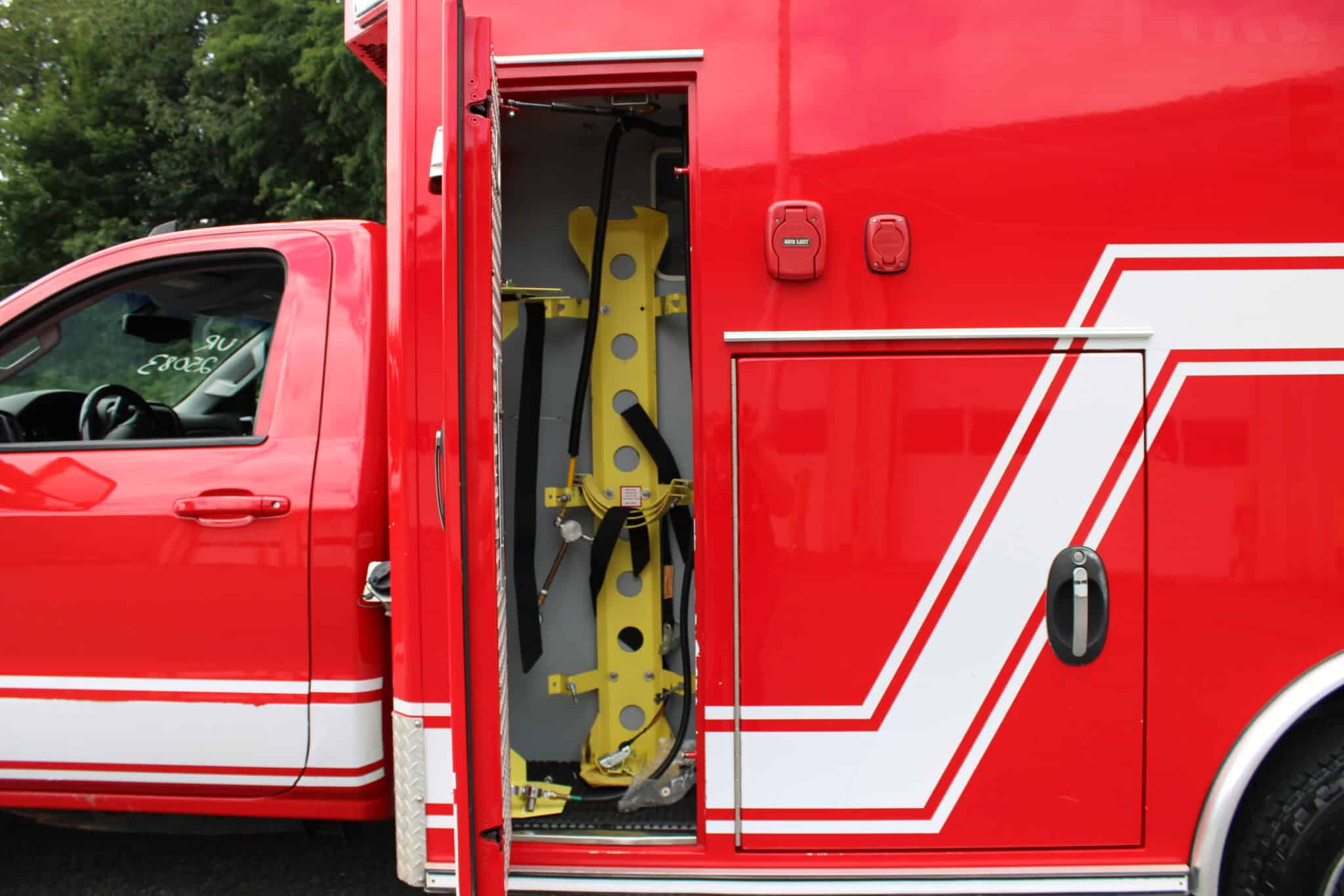 2018 Chevy 3500HD Gas 6.0 Engine Wheeled Coach Ambulance With Stryker ...